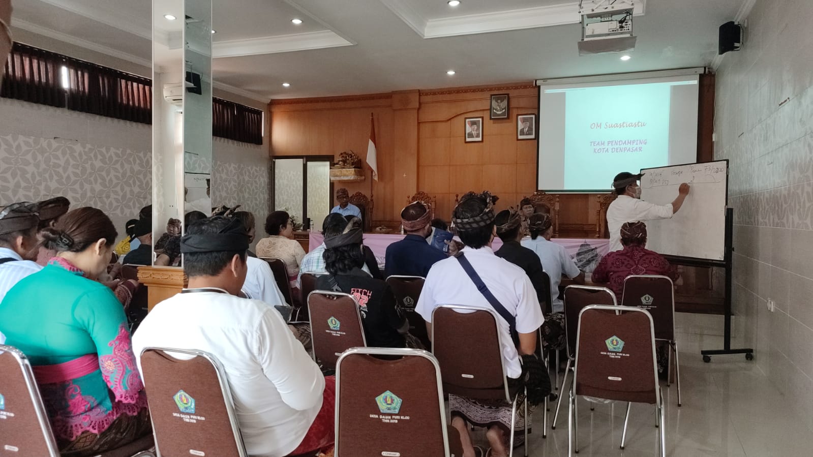 PENINGKATAN KAPASITAS PKPKD, PPKD, DAN TPK DESA - Desa Dauh Puri Klod